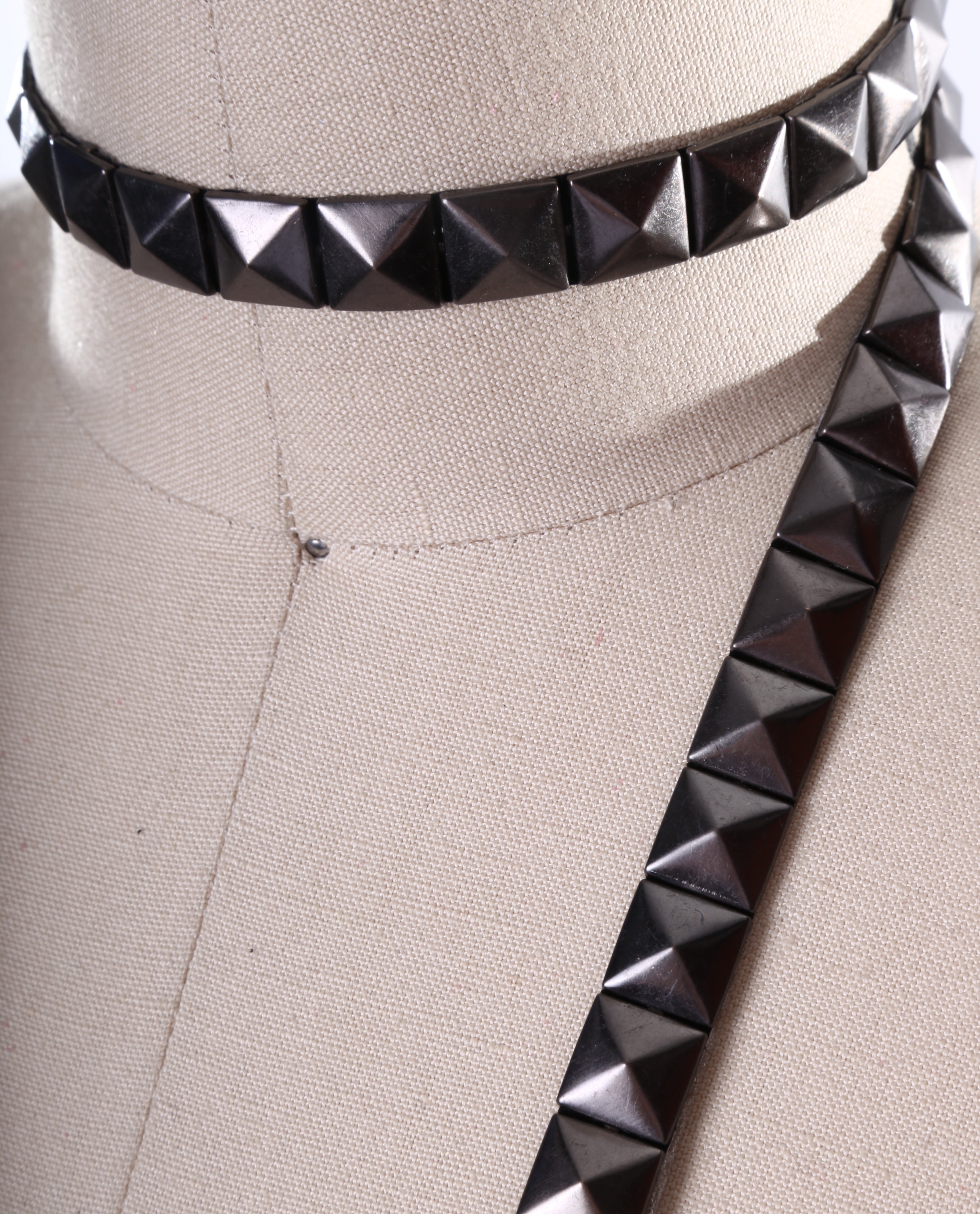 Stud/Spike Tape – Trim 2000 Plus